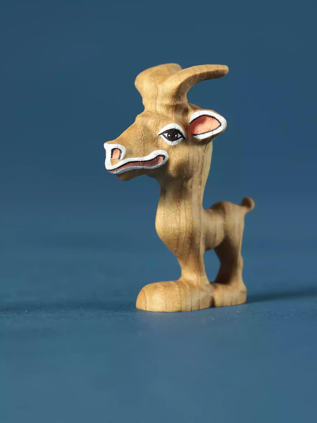 Wooden Mountain Goat Toy - Cartoon Character for Toddlers– Noelino Toys