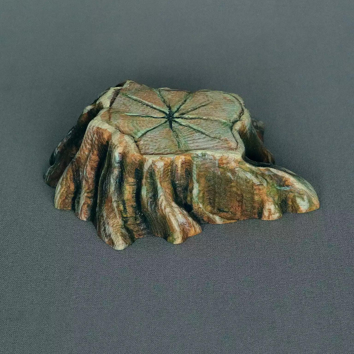 Wooden Tree Stump– Noelino Toys